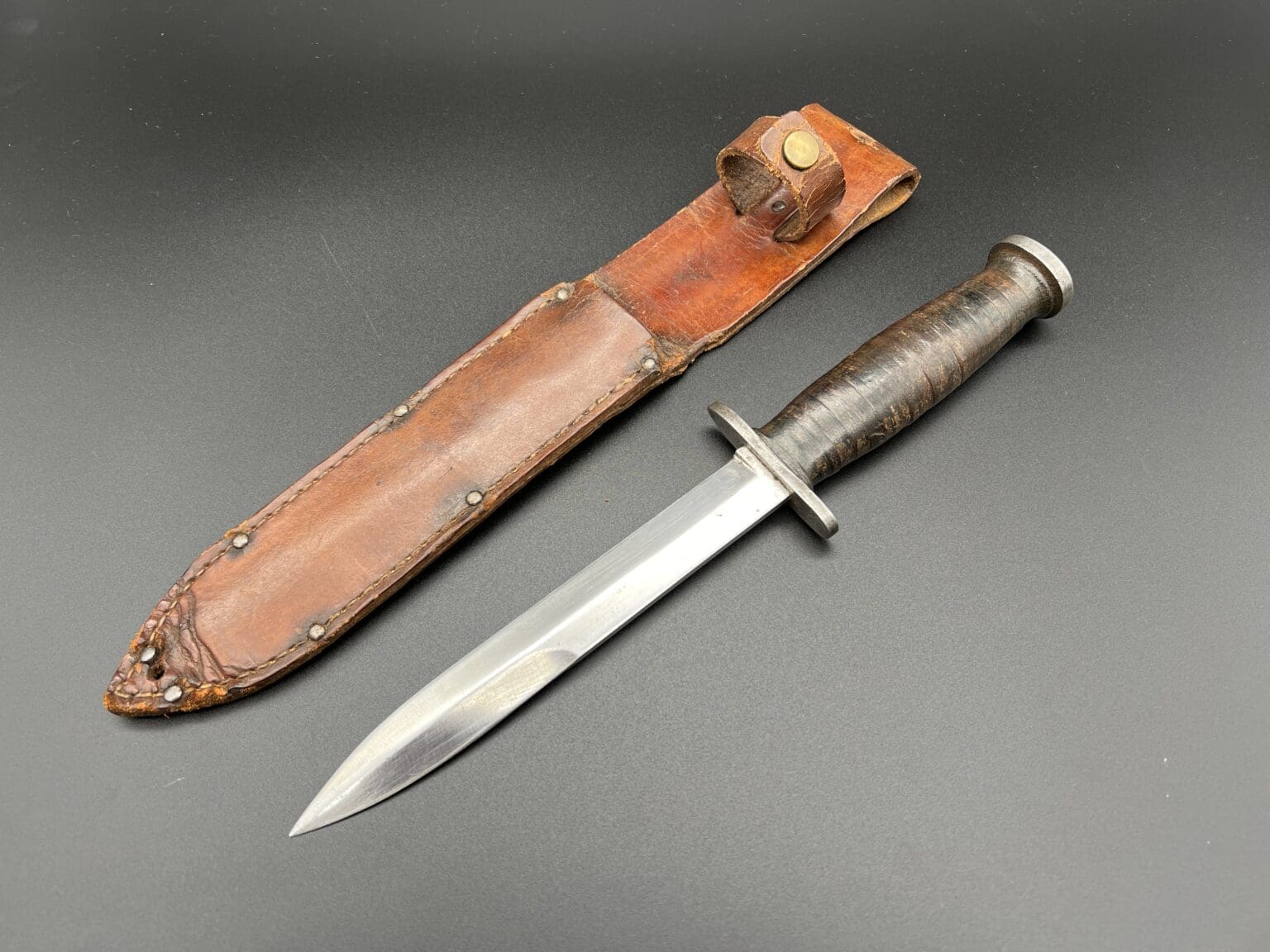 Rare Smooth grip M3 dagger by CASE - Edged Militaria