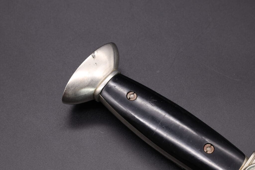 Red cross DRK Hewer dagger - Edged Militaria