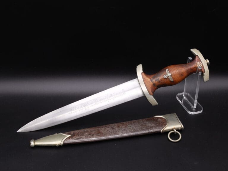 SA Daggers - Edged Militaria