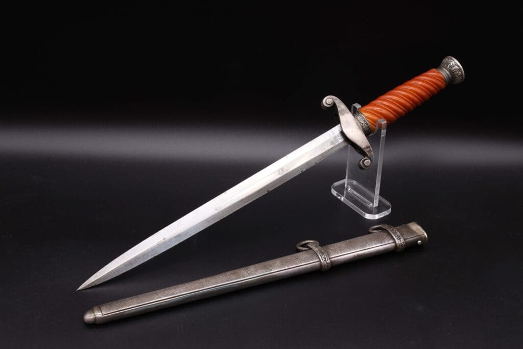 1st Type Slender Grip Army Dagger by E. Pack - Edged Militaria