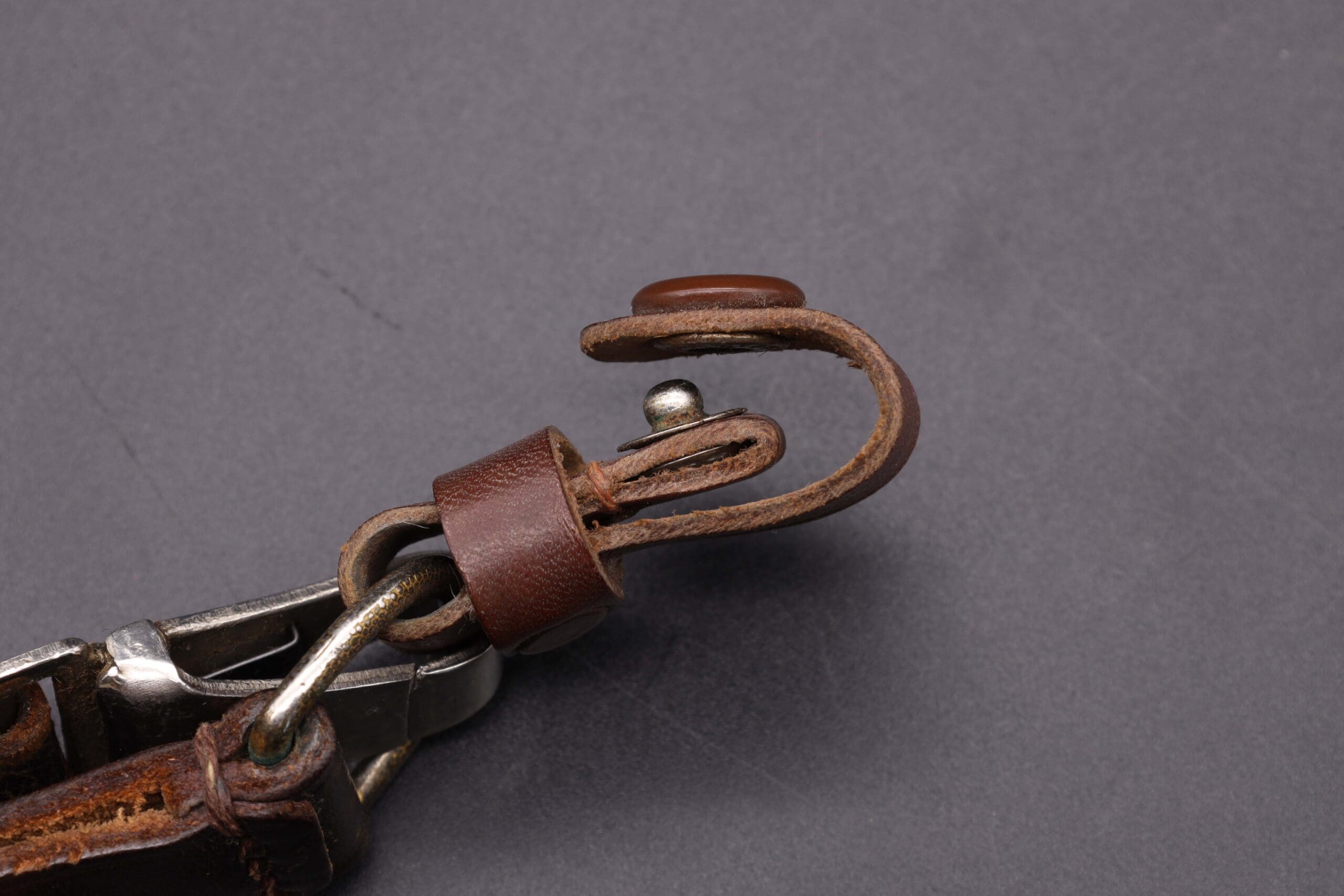 3-Point SA Dagger Hanger by Assmann - Edged Militaria