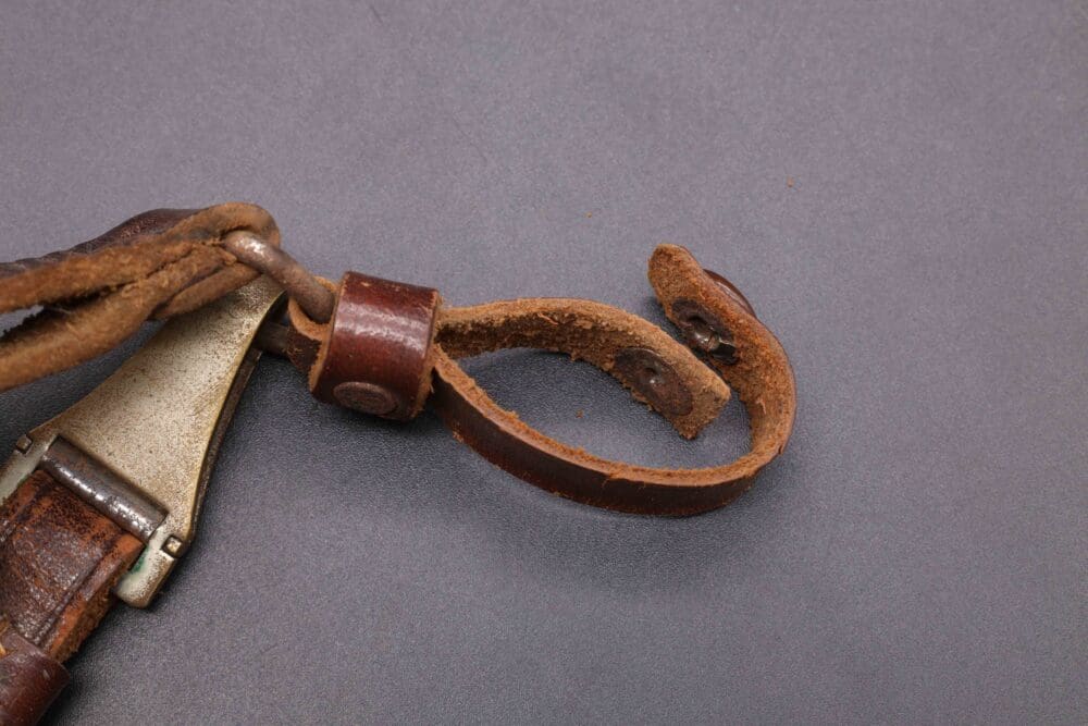 Early SA 3-Point Hanger - Edged Militaria