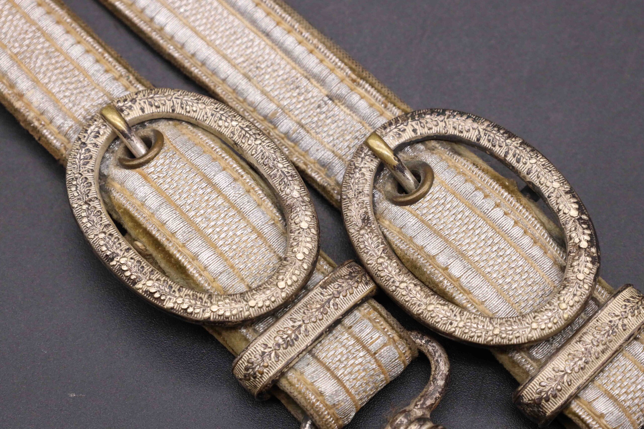 Rare 1st Type Army Officers Dagger Hangers - Edged Militaria